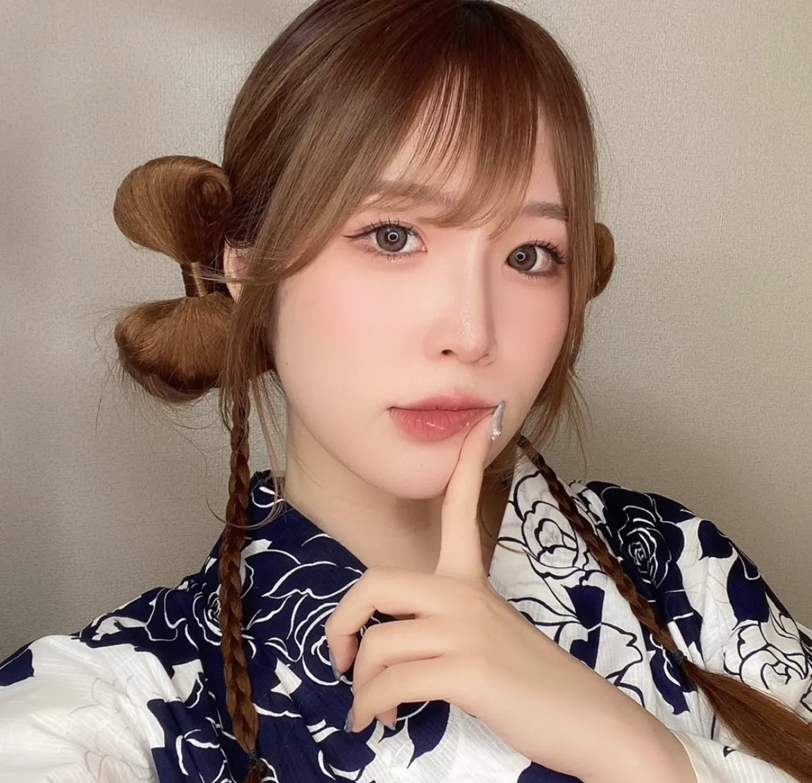 17live発、サンスターvo5ヘアスプレイ公認prユニットに、カーブアウト所属ライバー『ありさ🌻🐹🌈aripon』が選ばれ渋谷駅巨大看板に